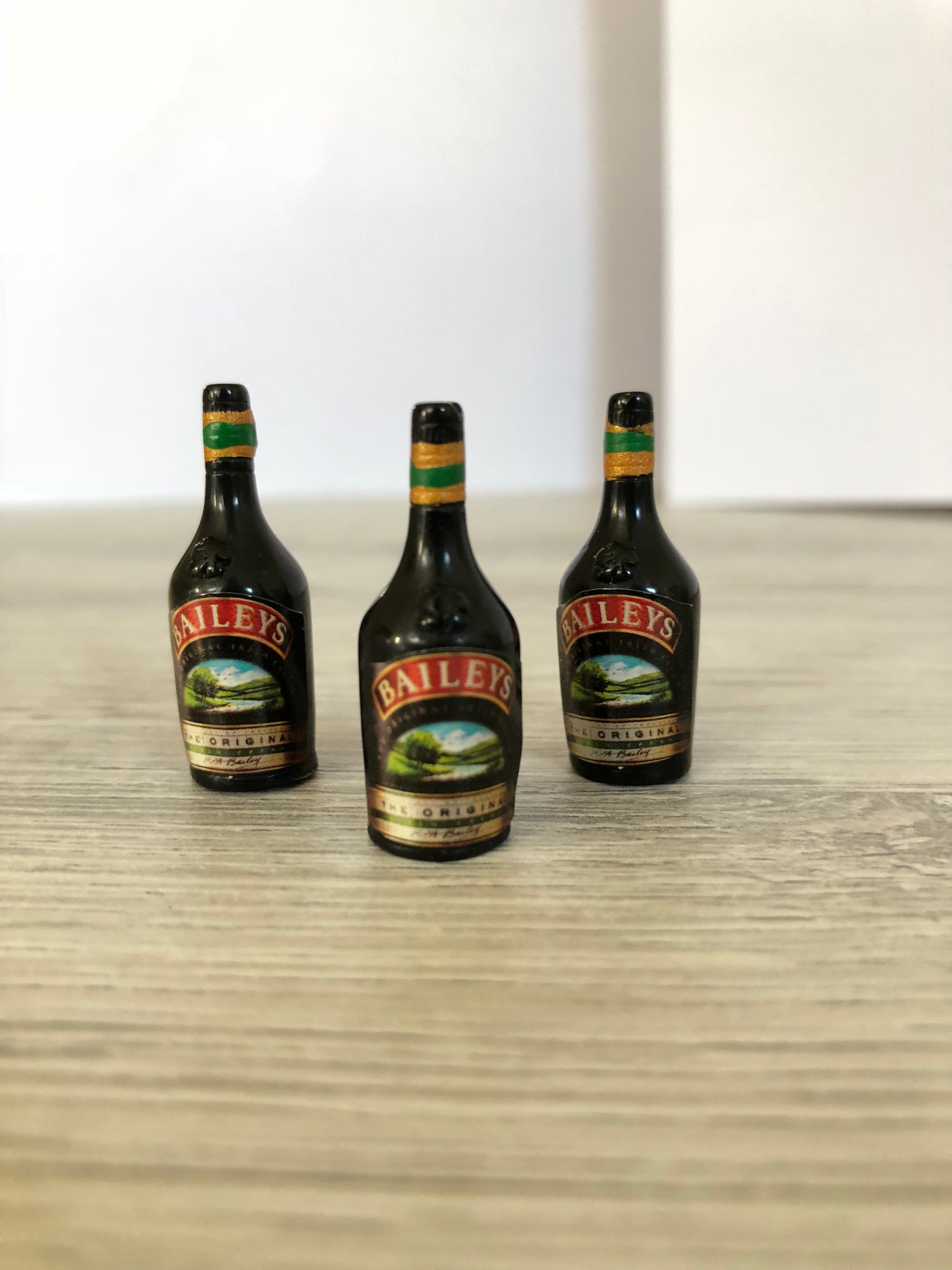 Mini Baileys (3 pcs) – Tiny Must Haves