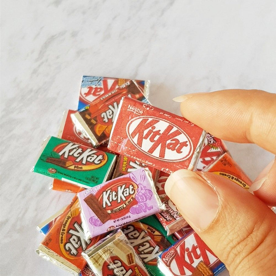 Miniature KitKat Set (10 pcs) – Tiny Must Haves